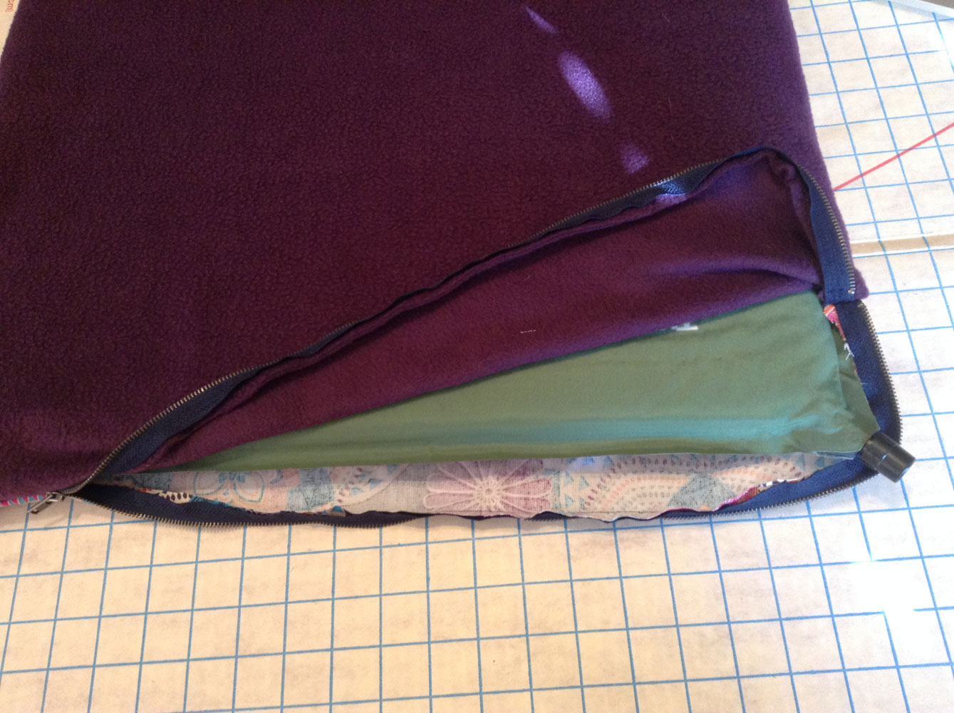 DIY: Sleeping Pad Dog Bed | Trails' Guide